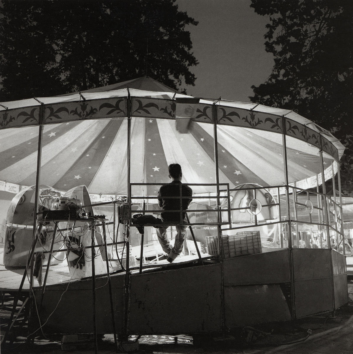 Ride Operator, Oaxaca, Mexico - Farnsworth Art Museum